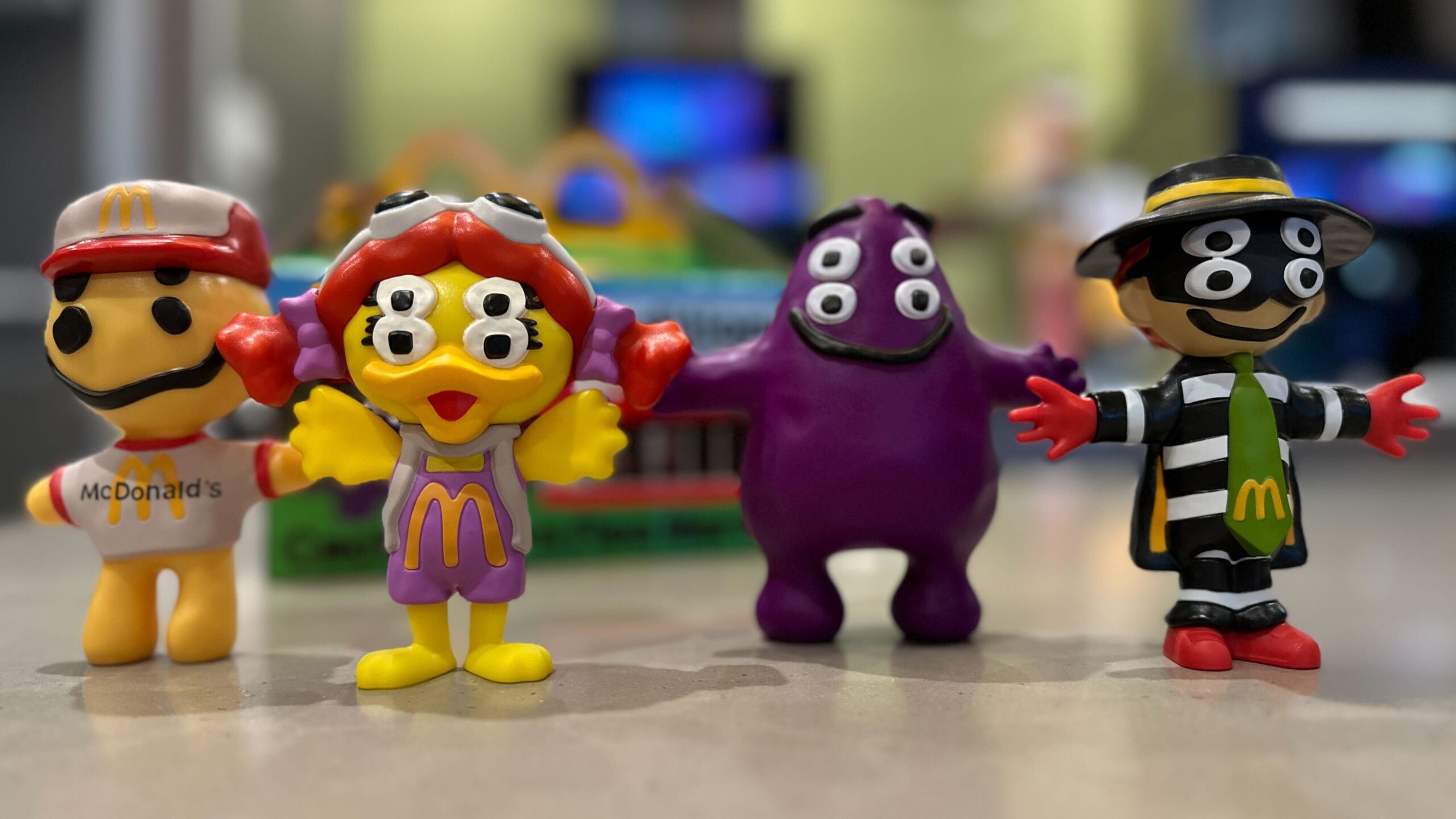 Mcdonalds Adult Happy Meals Are Now Available The Freebie Guy® ️️️