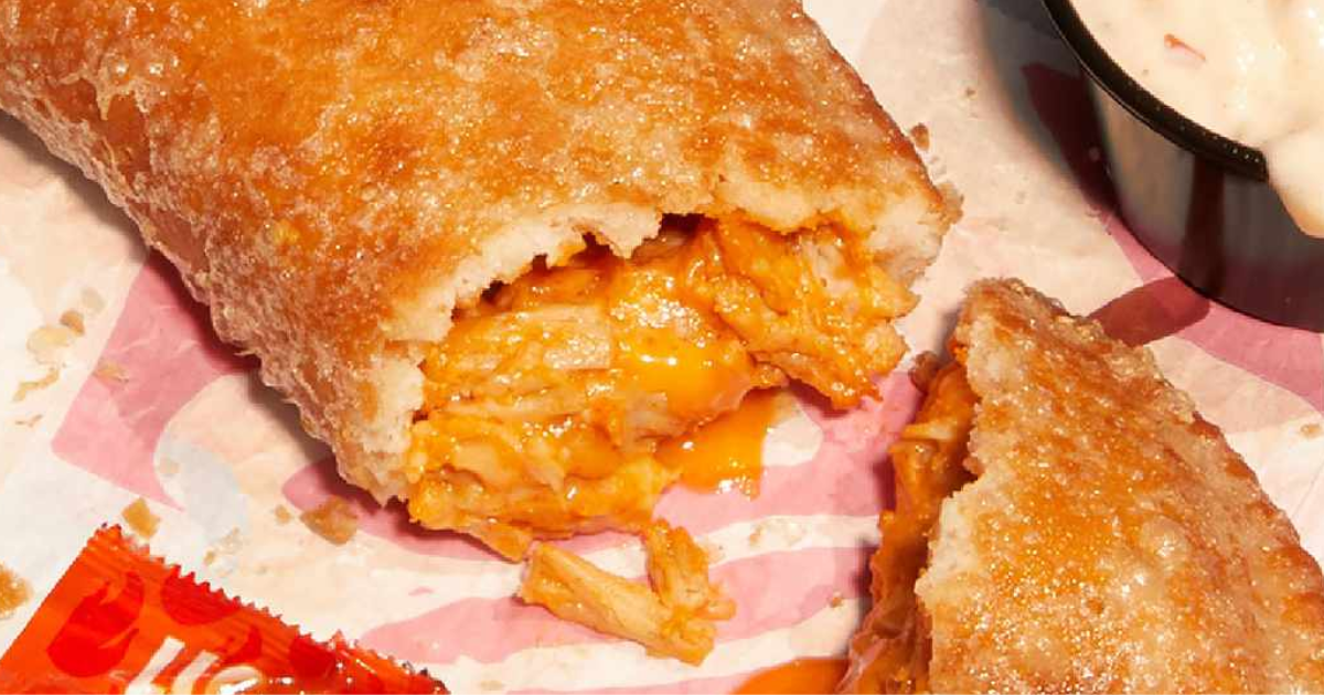 Free Cheesy Chicken Crispanada at Taco Bell (FIRST 10,000) - The ...