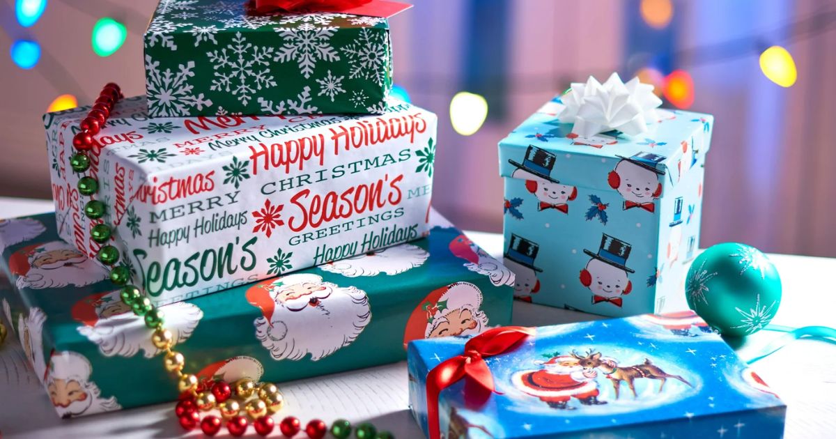 Wrapping Paper 4-Packs from $4 on Walmart (Reg. $14+) - The Freebie Guy ...